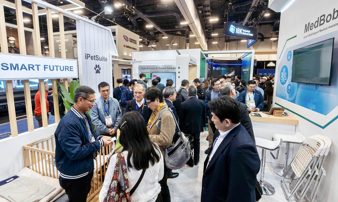 CES 2025大展直擊 AI深入百工百業 - i創科技